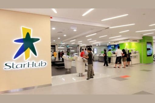 Traveling to Singapore with StarHub eSIM and SIM card